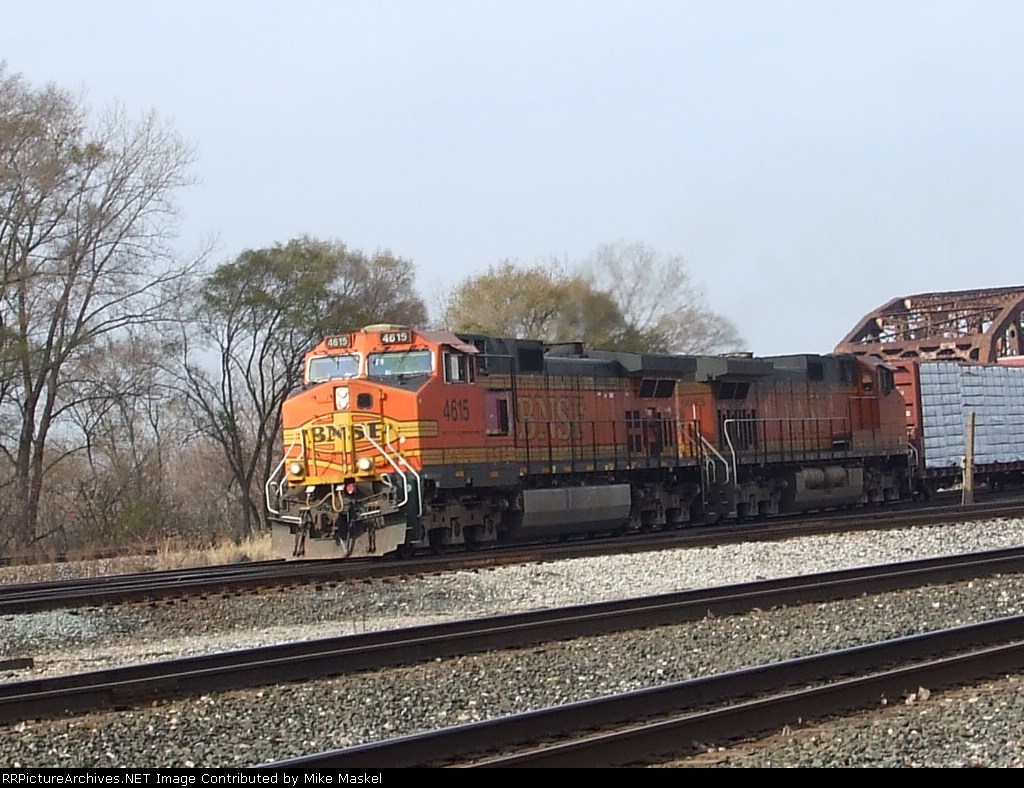 BNSF 4615